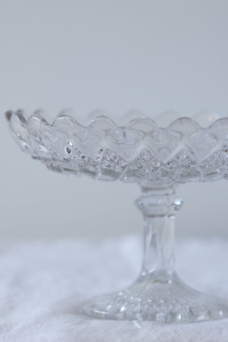 Vintage Cake Stand – issa